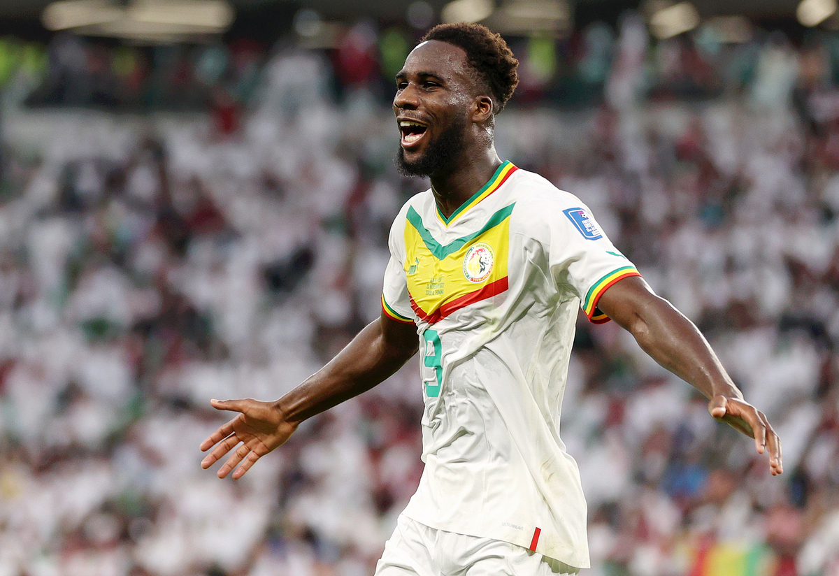 Leeds United eye move for Qatar headline maker Dia amid £10m-option