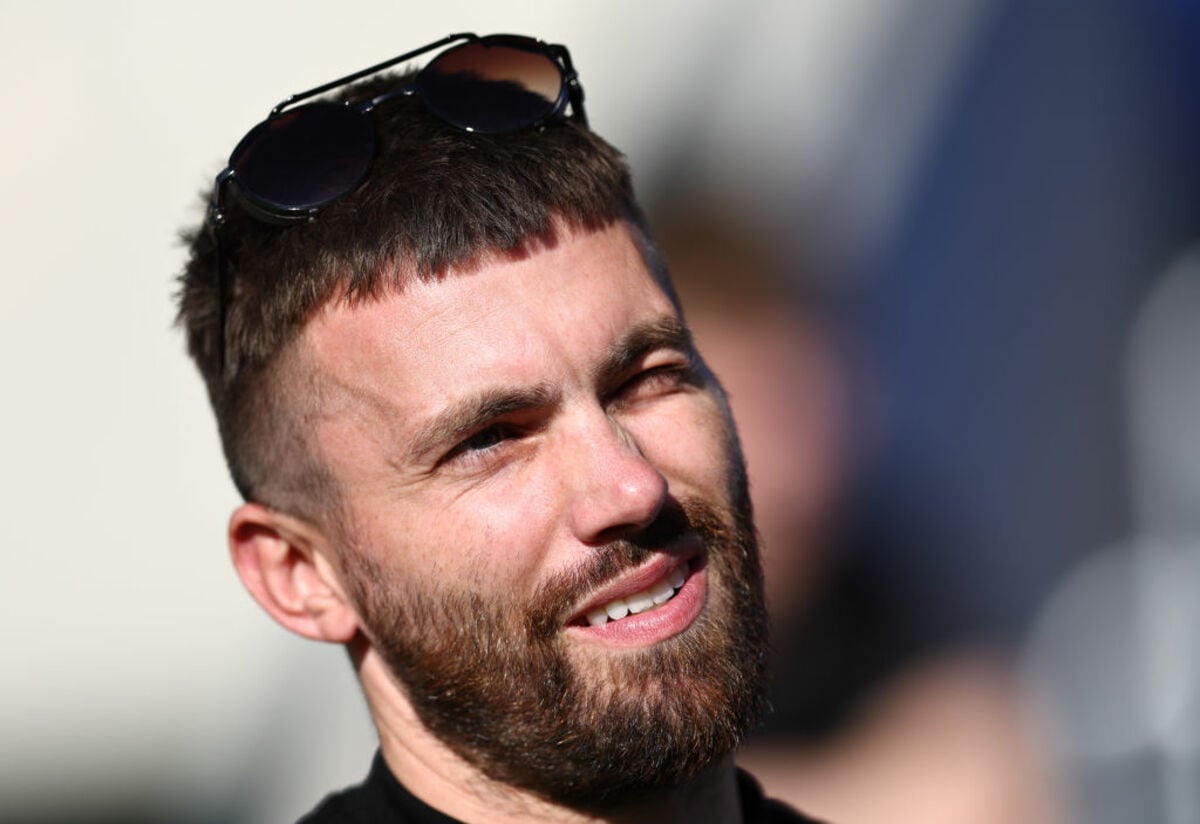 Stuart Dallas sends message as Mateusz Klich set for Leeds United exit