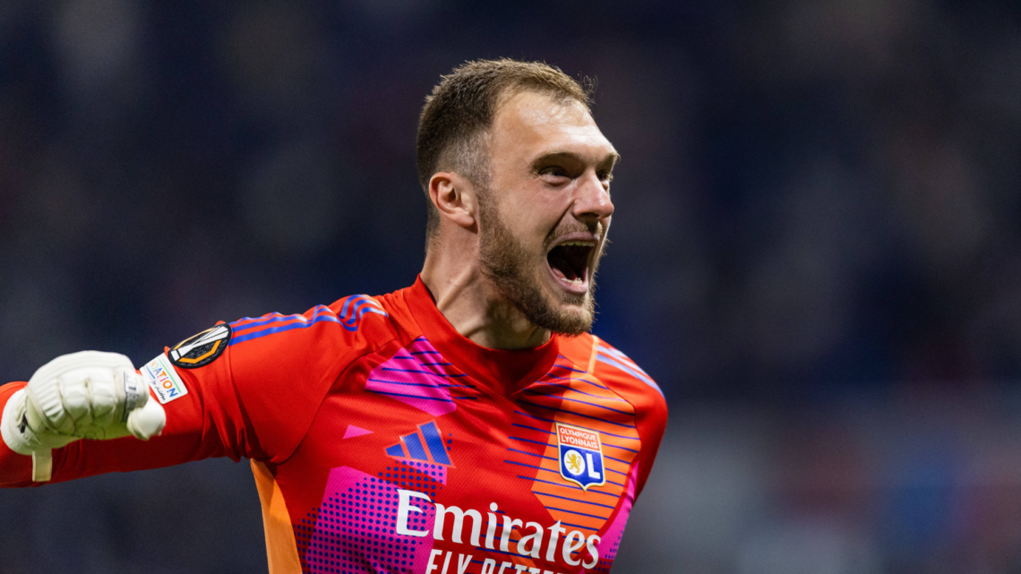 Leeds United make progress to get new goalkeeper to Elland Road