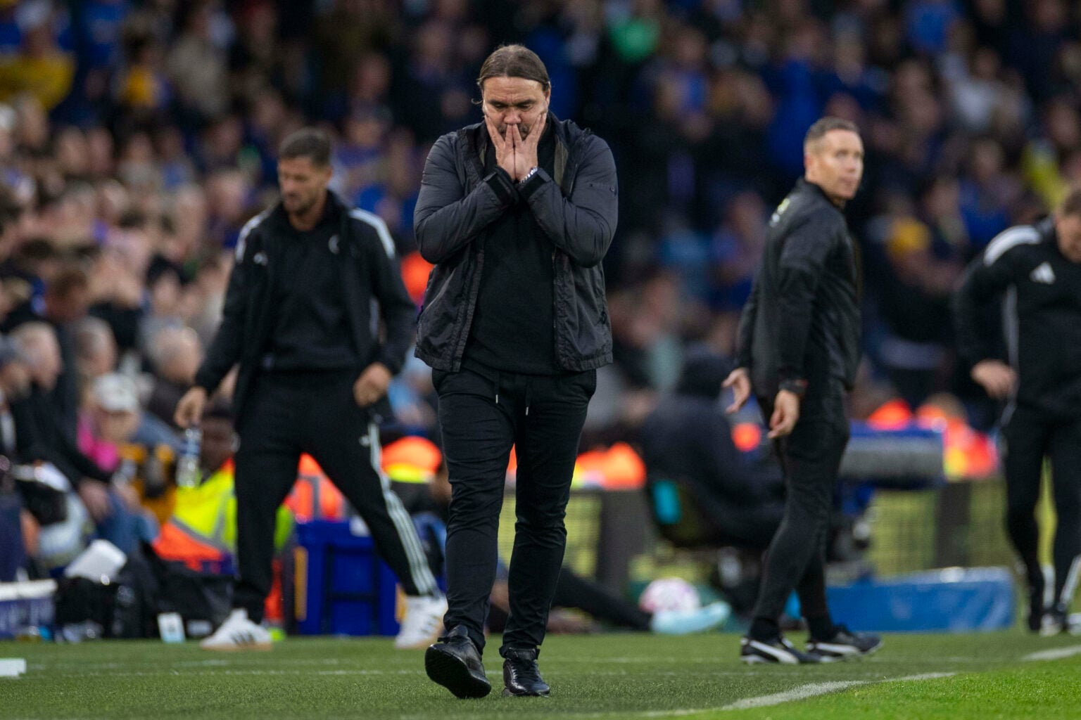 Leeds United ready 'serious' offer to sign star striker set to ...